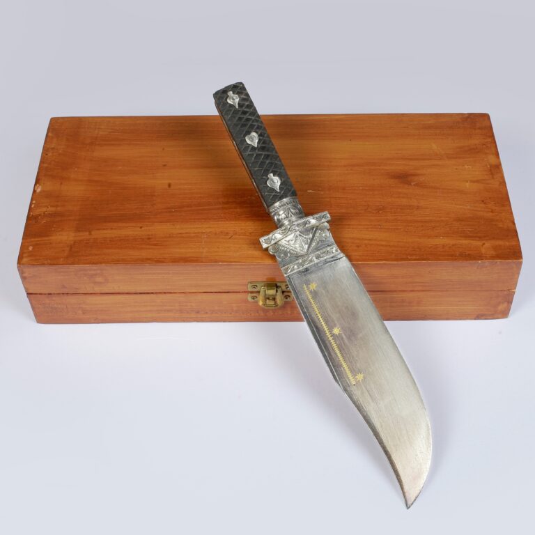 Chaku Online - चाकू | Handmade Knives in India - Buy Authentic Urukk ...